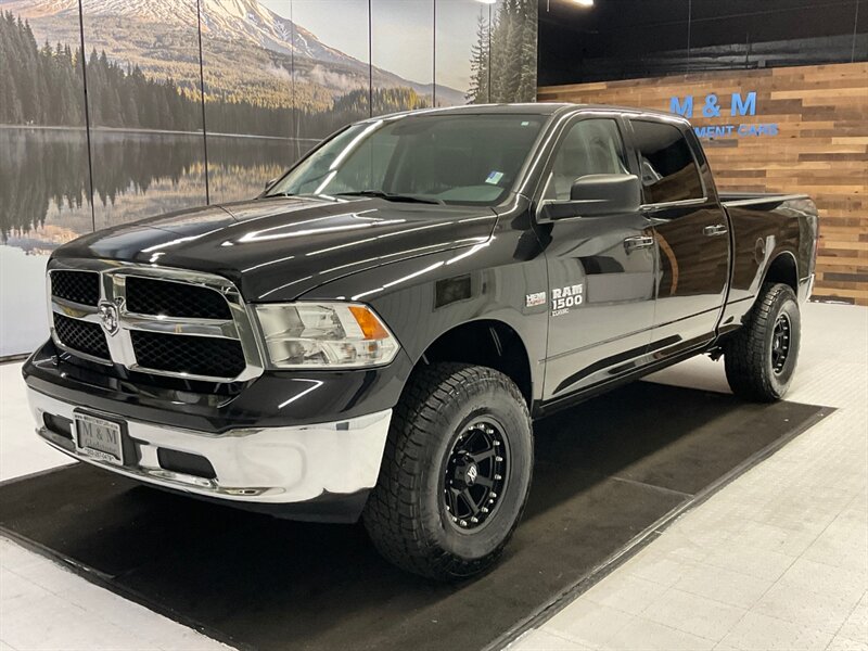 2019 RAM 1500 SLT Crew Cab 4X4 / 5.7L V8 HEMI / LIFTED / LIFTED w. 35 ...