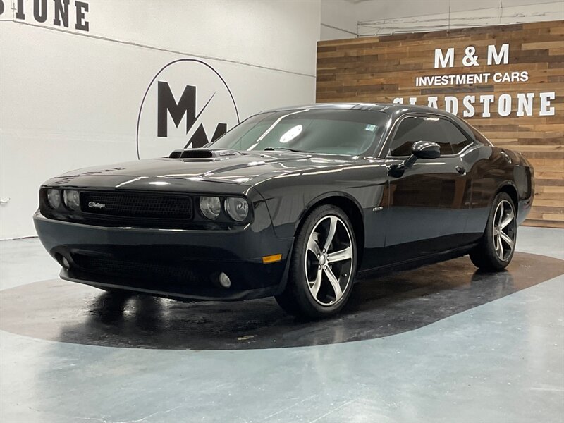 2014 Dodge Challenger R/T Shaker Package Coupe / 5.7L V8 HEMI / 6-SPEED ...