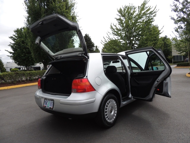 2002 Volkswagen Golf GLS TDI / 4-DR HatchBack / Auto / DIESEL / 1-OWNER