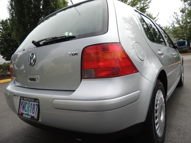 2002 Volkswagen Golf GLS TDI / 4-DR HatchBack / Auto / DIESEL / 1-OWNER