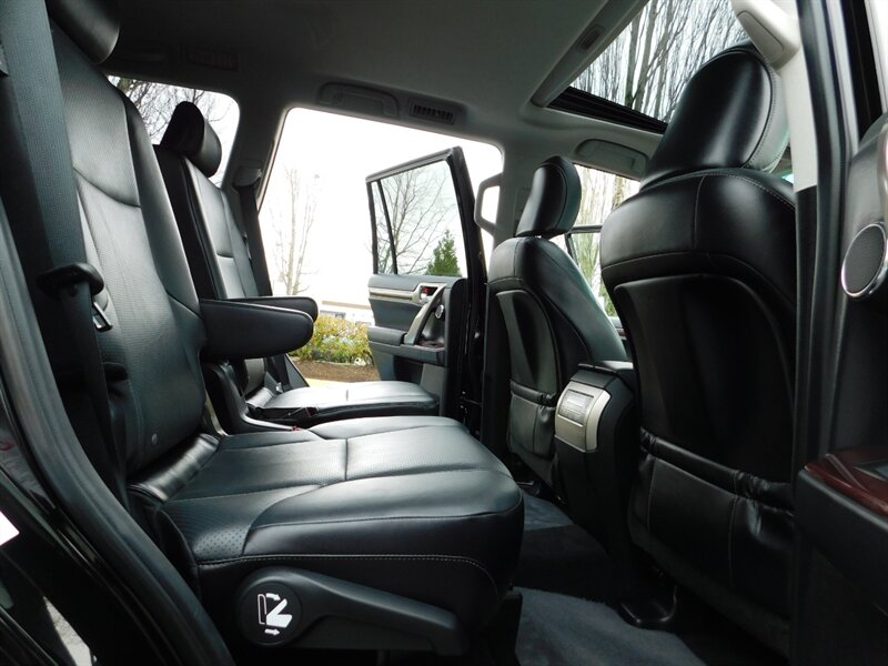 2017 Lexus GX 460 Luxury / AWD/ RARE CAPTAIN CHAIRS / LOW MILES