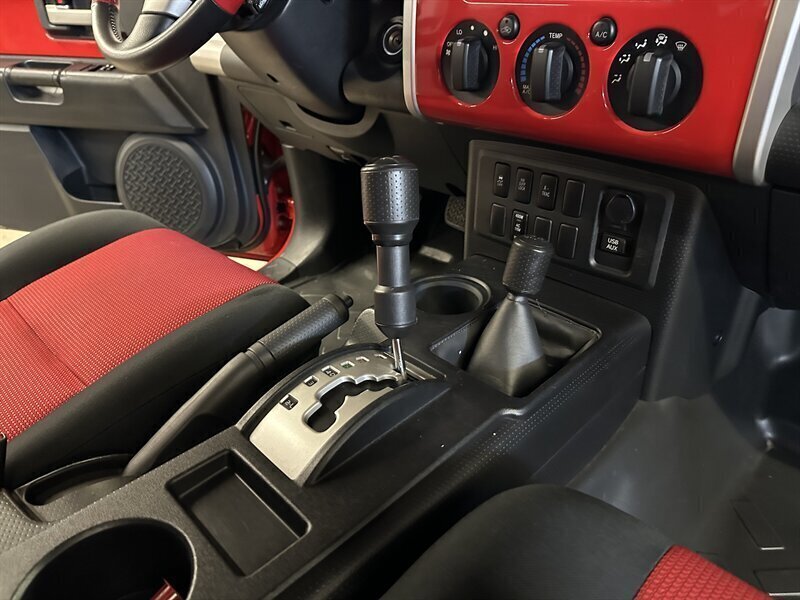2012 Toyota FJ Cruiser Trail Teams Special SOLID AXLE SWAP